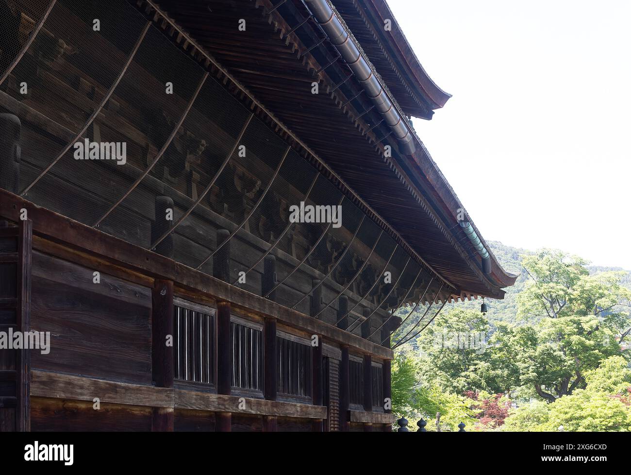 Nagano's Zenkoji Temple (善光寺, Zenkōji) is one of the most important and ...