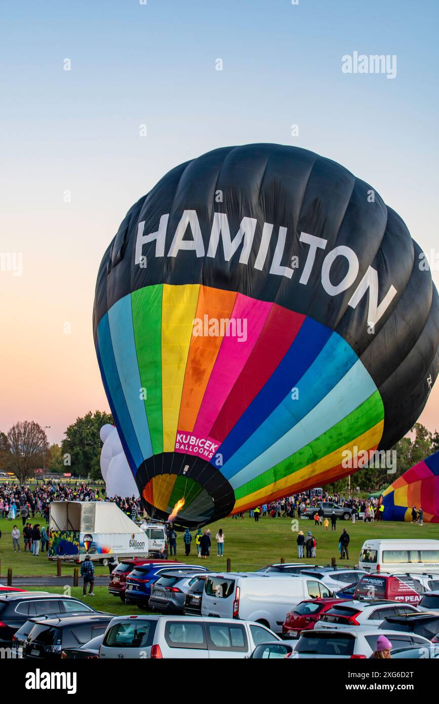 Ballooning nz hi-res stock photography and images - Alamy
