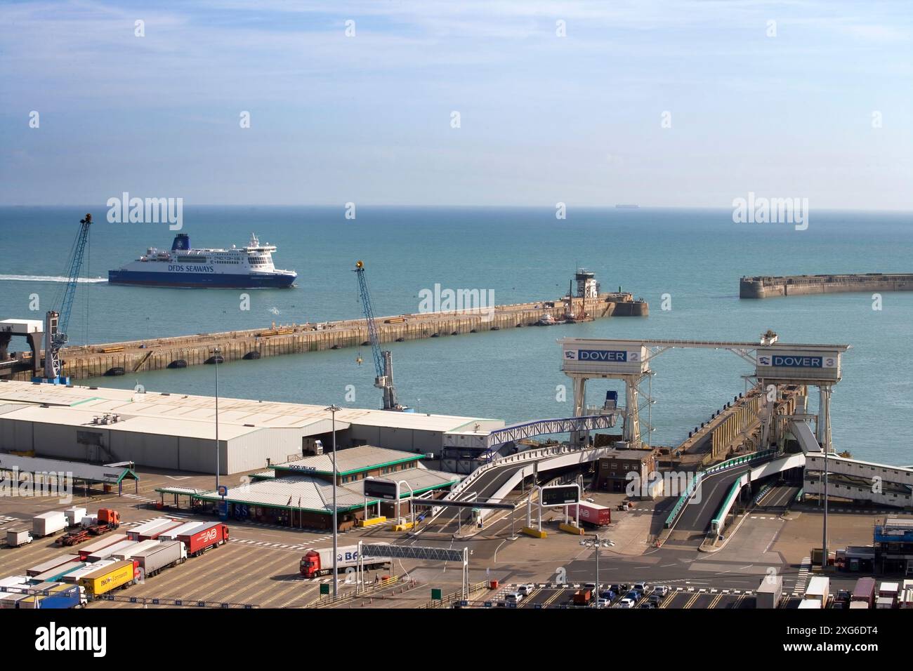 Entrance dover port on hi-res stock photography and images - Alamy