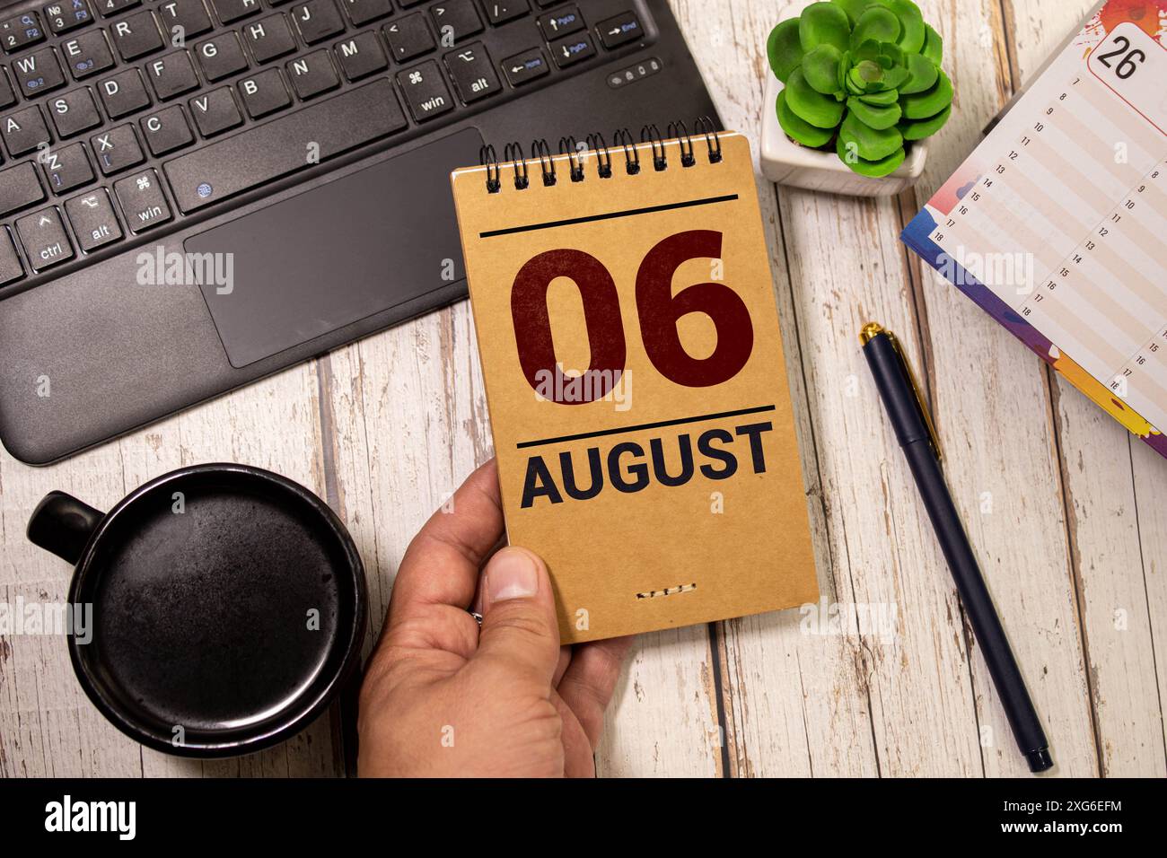 Birthday august 6 hi-res stock photography and images - Alamy
