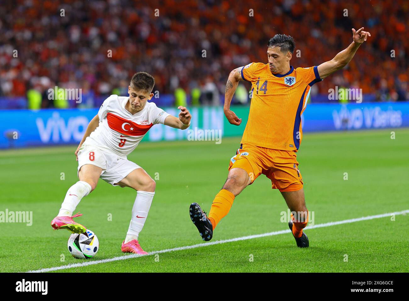 Berlin, Niemcy. 06th July, 2024. 2024.07.06 Berlin Pilka nozna ...