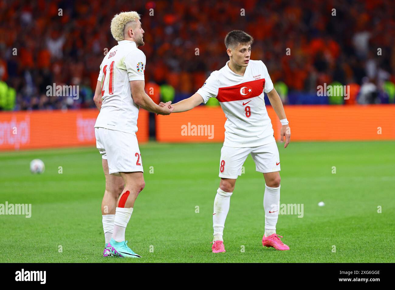 Berlin, Niemcy. 06th July, 2024. 2024.07.06 Berlin Pilka nozna ...