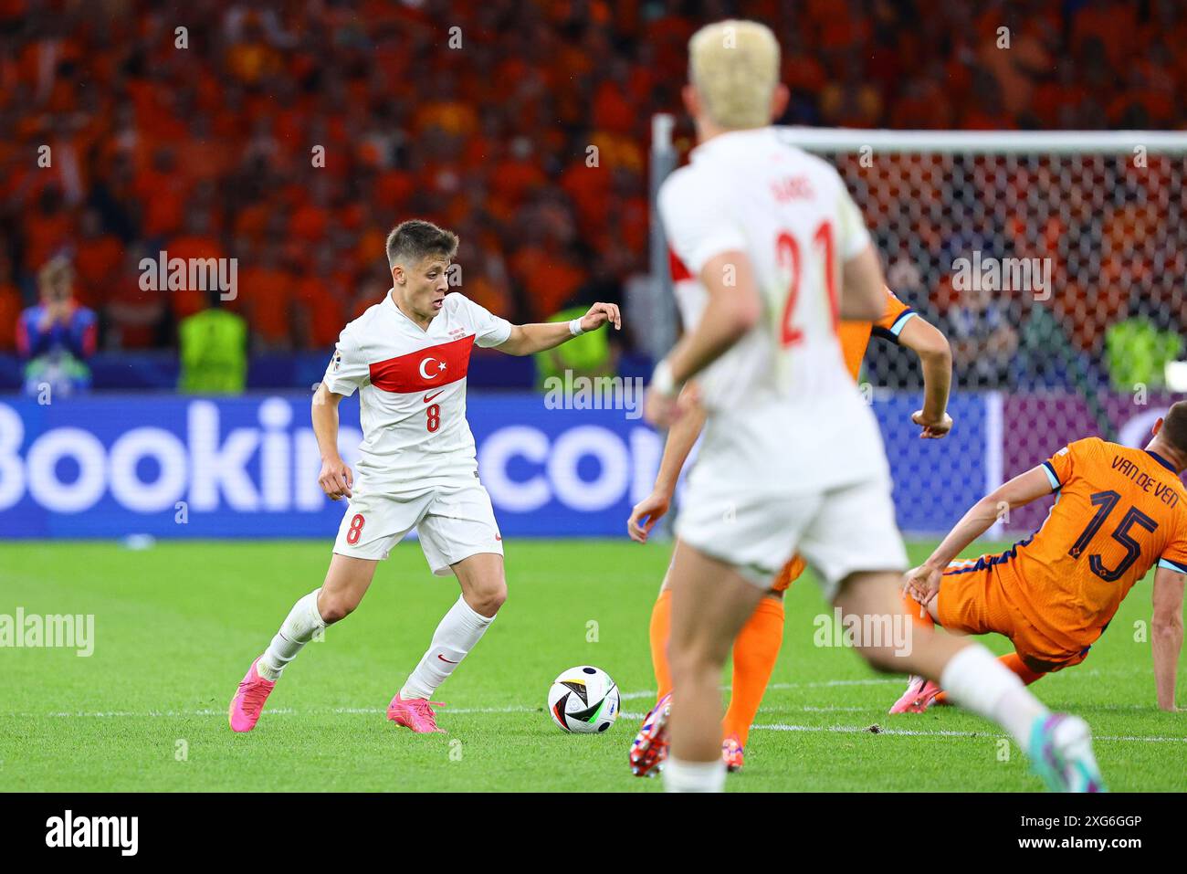 Berlin, Niemcy. 06th July, 2024. 2024.07.06 Berlin Pilka nozna ...