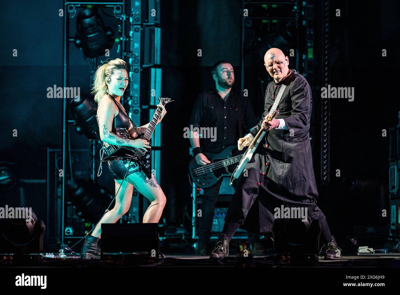 Billy Corgan, Kiki Wong and Jack Bates of The Smashing Pumpkins Stock ...