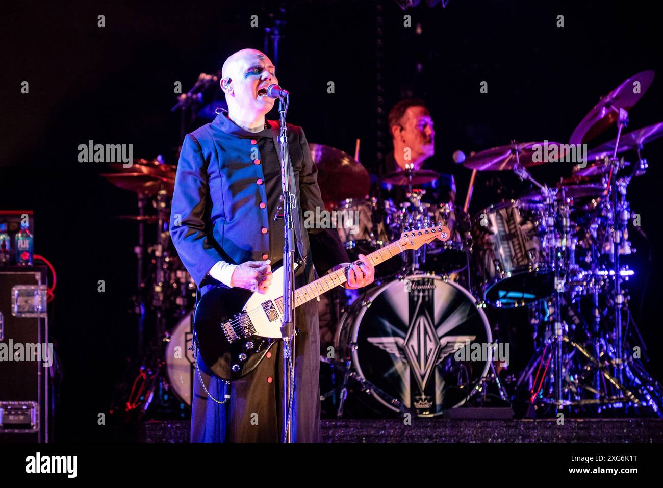 Music Concert - The Smashing Pumpkins - The World Is a Vampire Europe ...