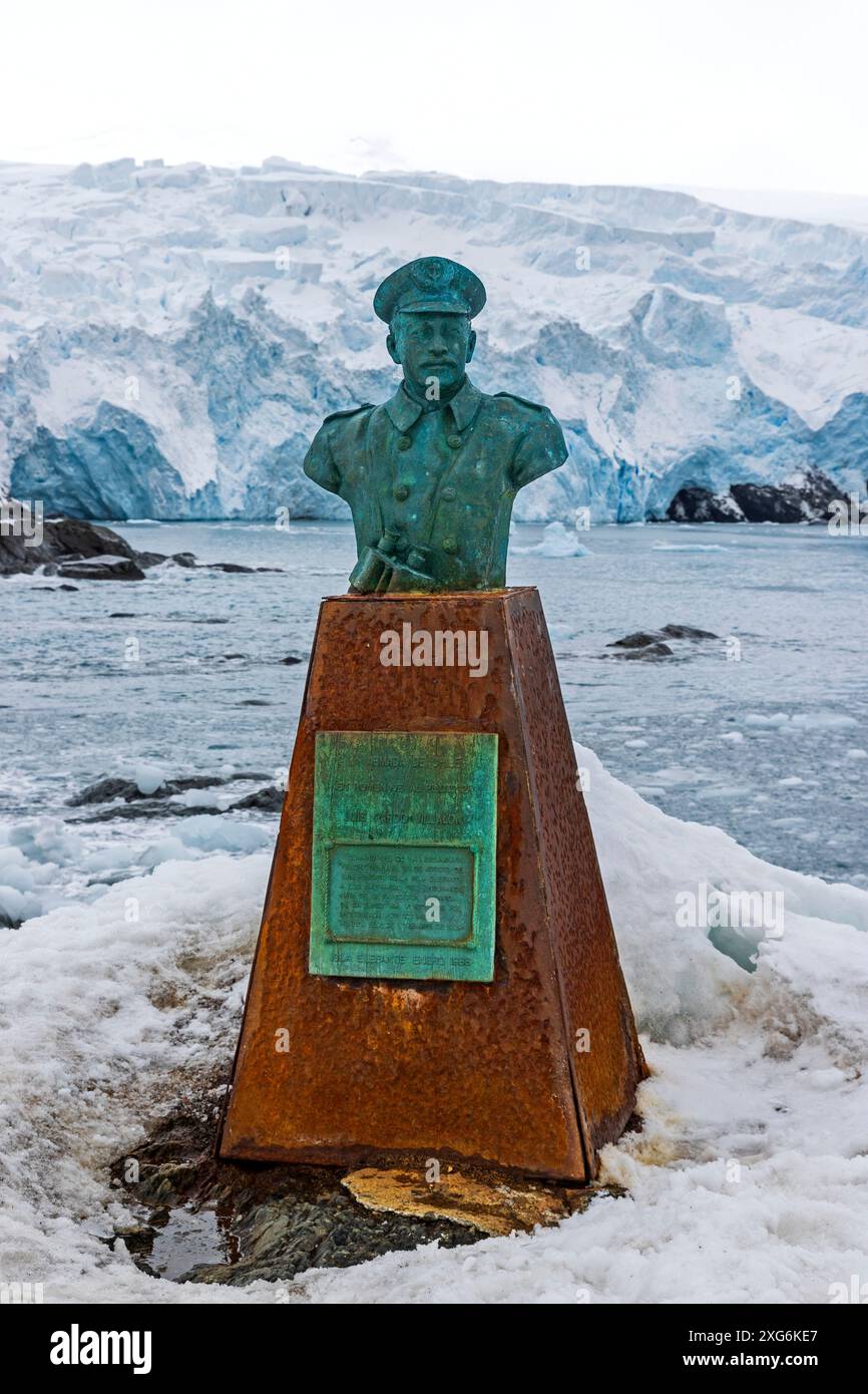 HSM-53 Luis Pardo Villalón - Shackleton Memorial at Point Wild ...
