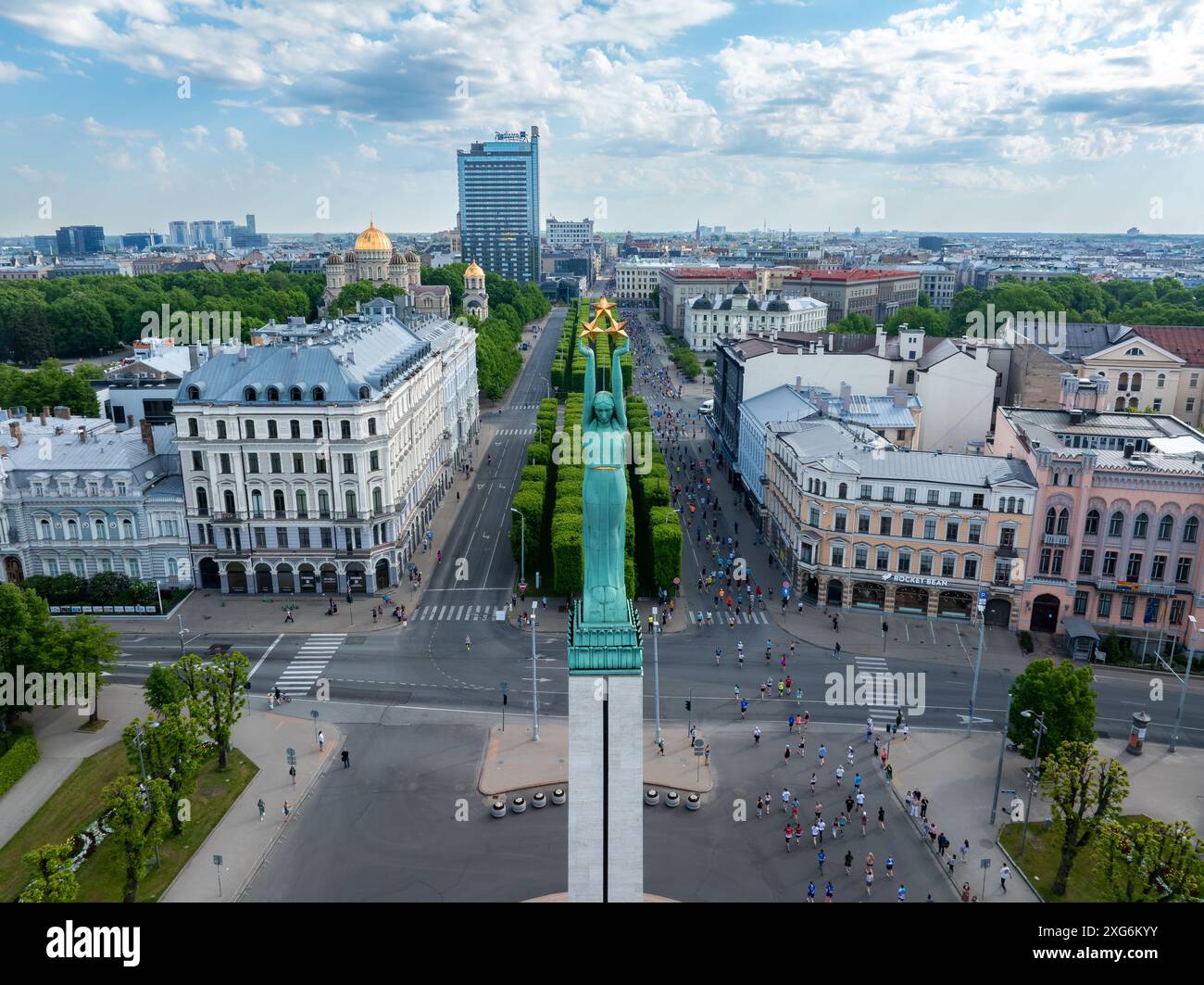 Aerial view freedom monument hi-res stock photography and images - Alamy