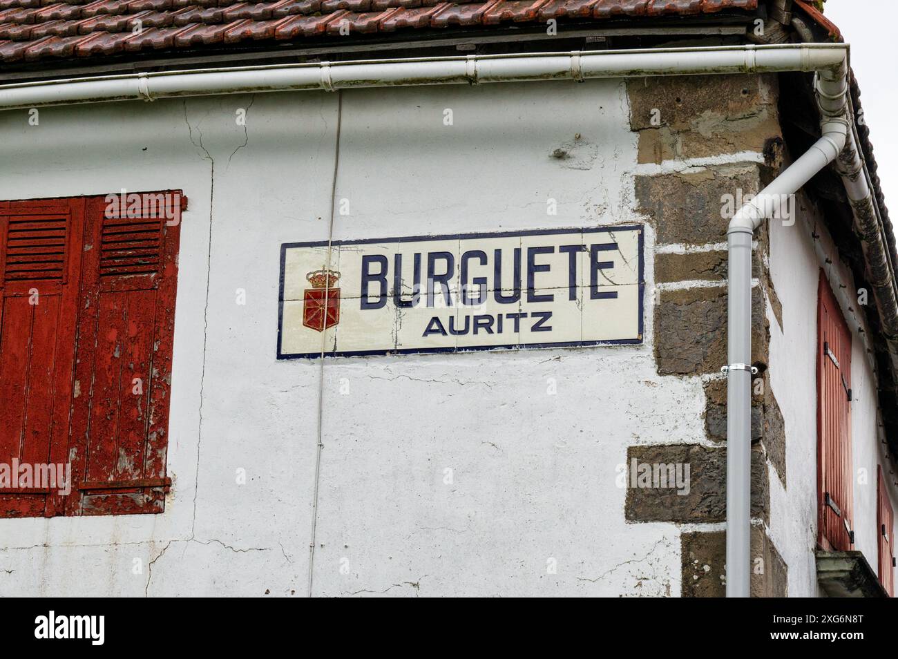 Burguete auritz sign hi-res stock photography and images - Alamy