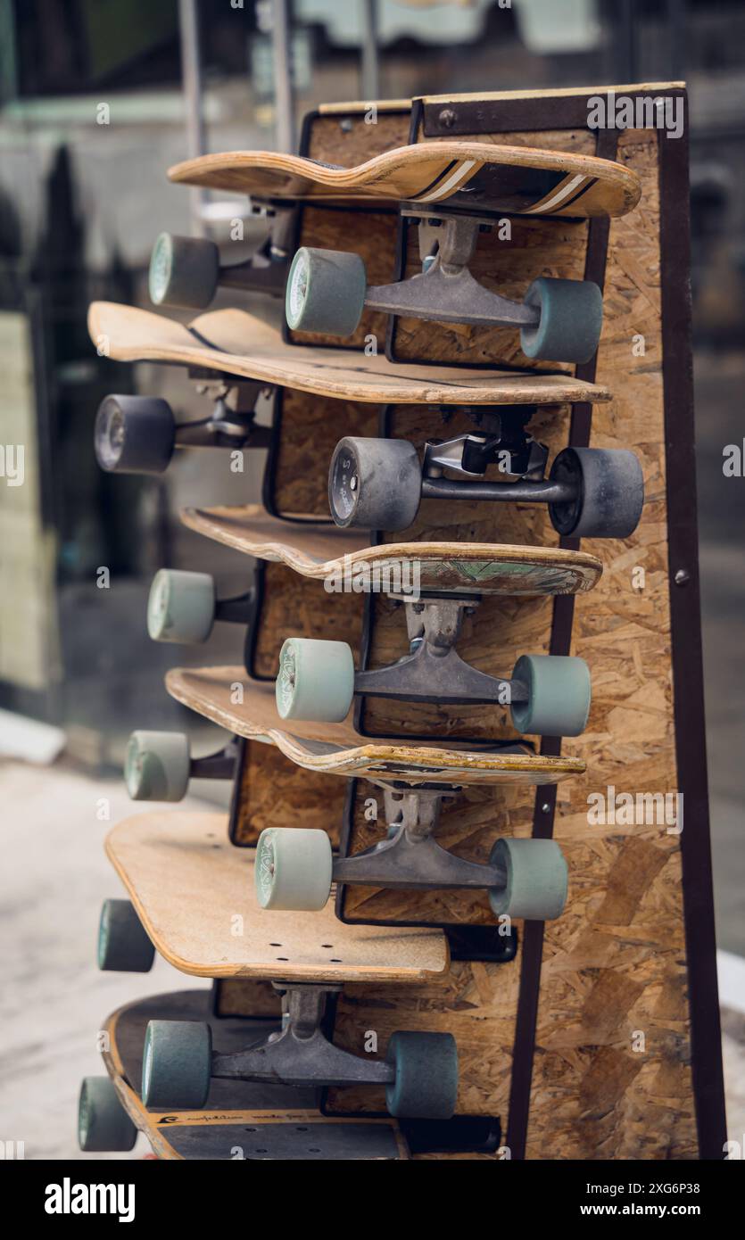 Carve skateboards hi-res stock photography and images - Alamy