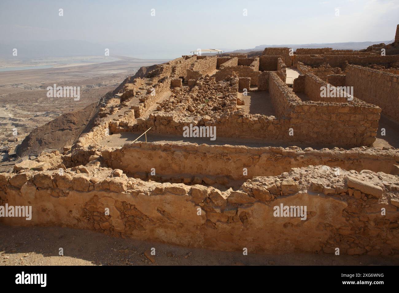 Storing Rooms, Masada, here food remains like date pits & fish bones ...