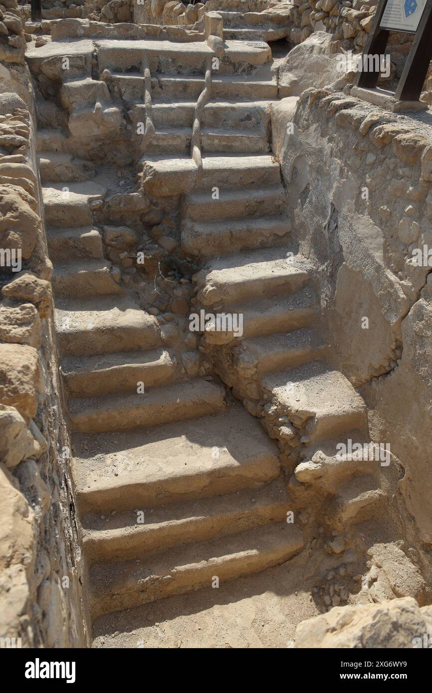 Mikveh ceremony hi-res stock photography and images - Alamy