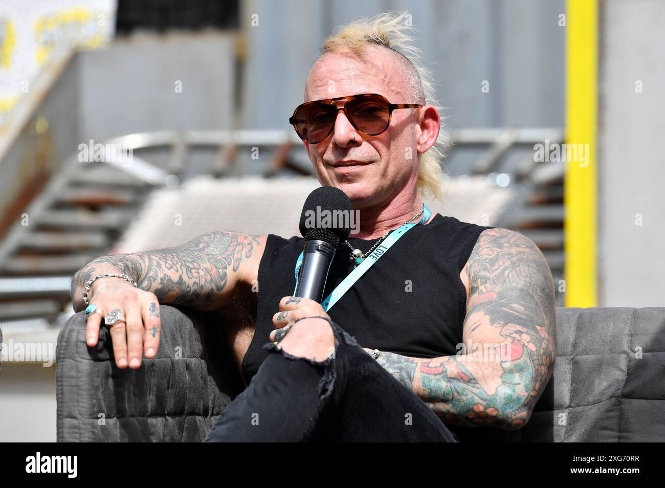 Neverending story hi-res stock photography and images - Alamy