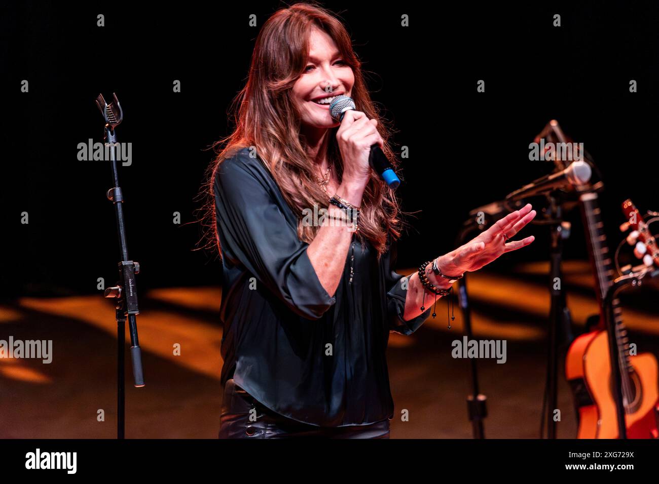 Carla bruni photos hi-res stock photography and images - Alamy