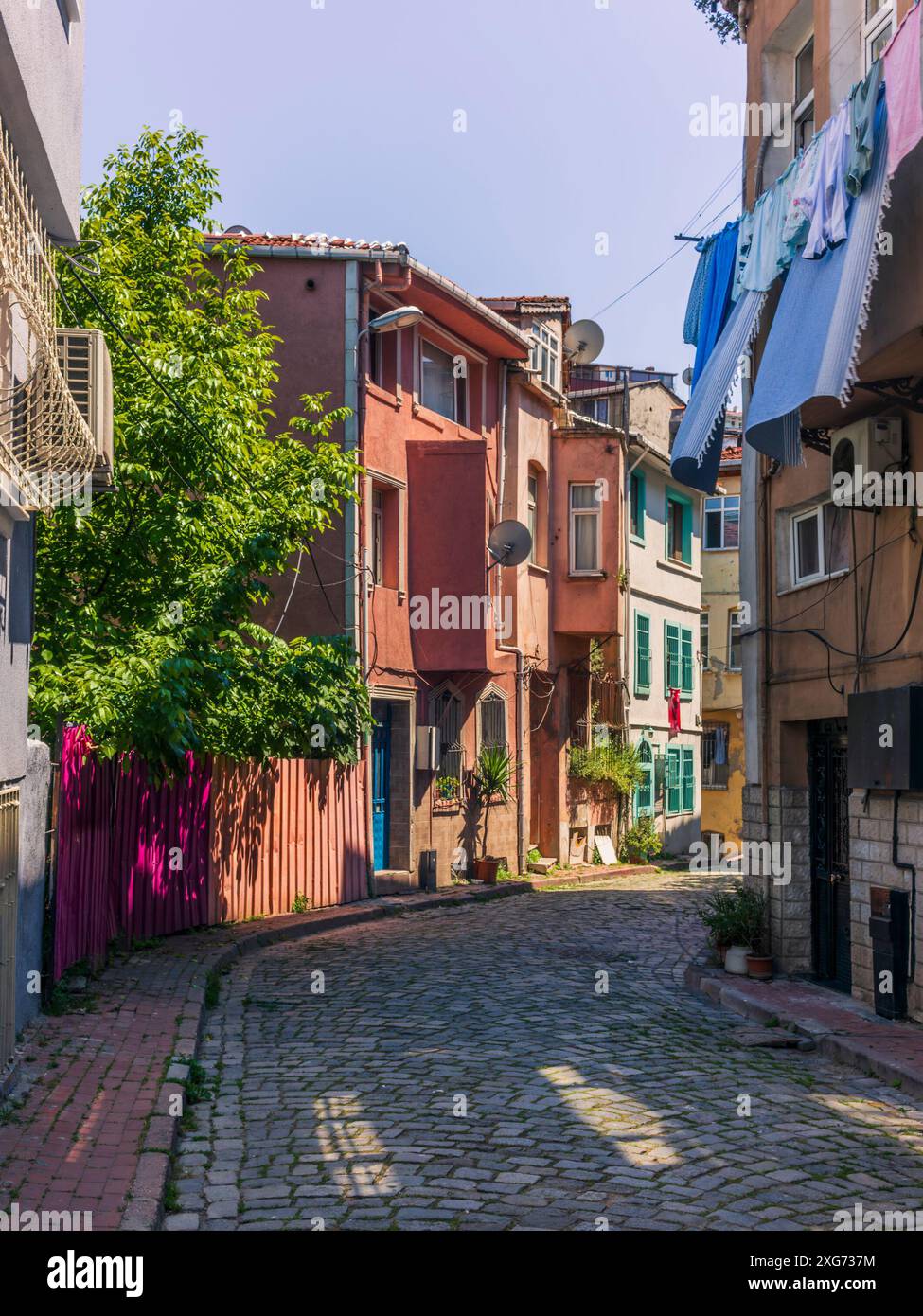 Colorful houses and narrow streets in the Balat neighborhood in ...