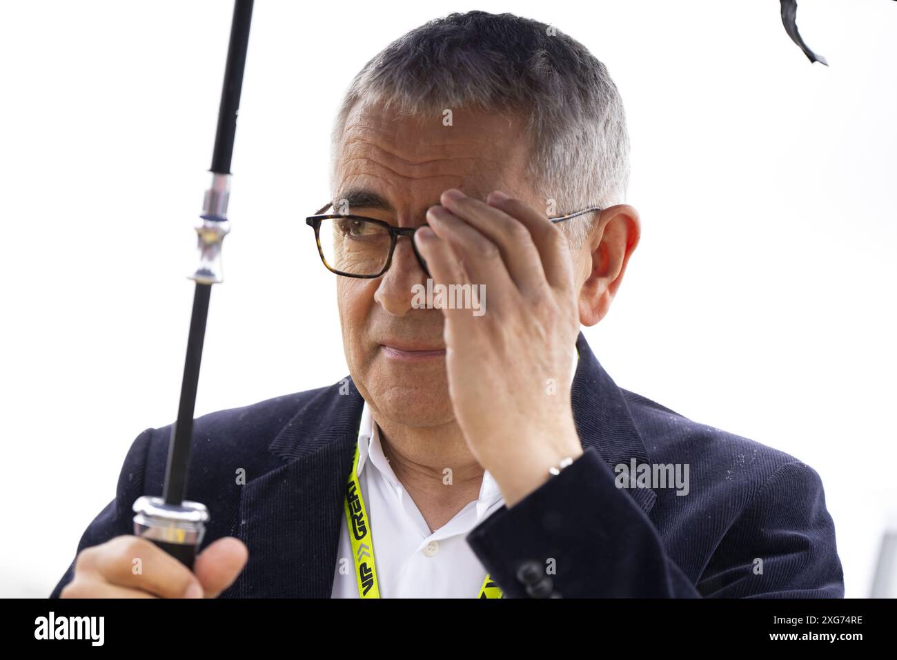 SILVERSTONE - Actor Rowan Atkinson prior to the British GP. ANP SANDER ...
