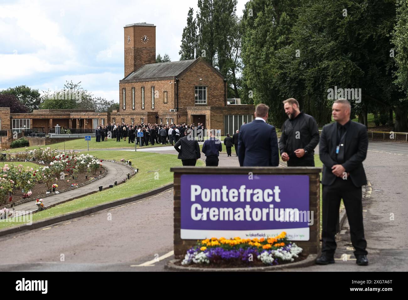 Guests arrive at Pontefract Crematorium during Rob CBE Burrow Funeral ...