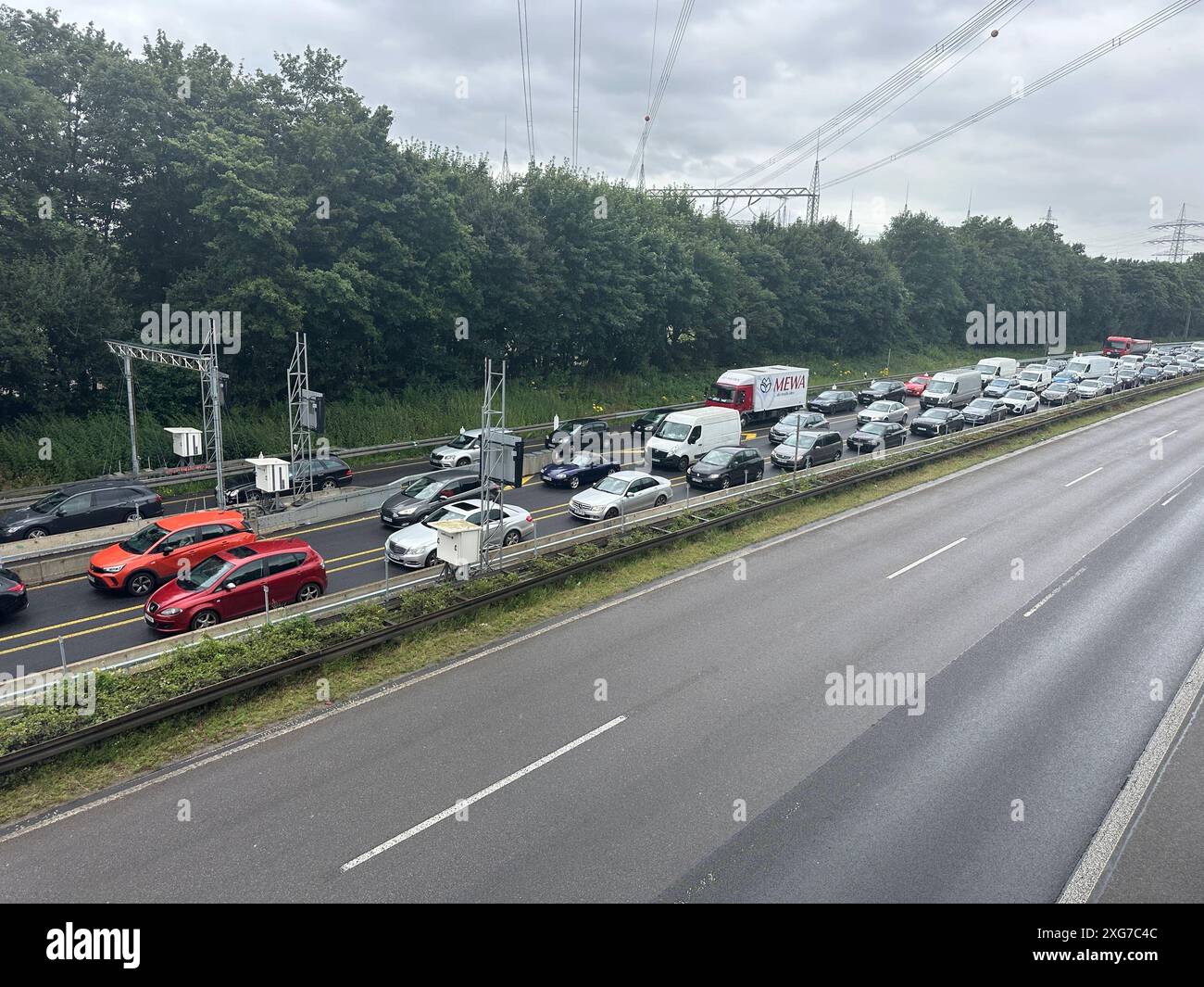 Oberhausen, NRW, Stau auf der Autobahn A40. *** Oberhausen, NRW ...