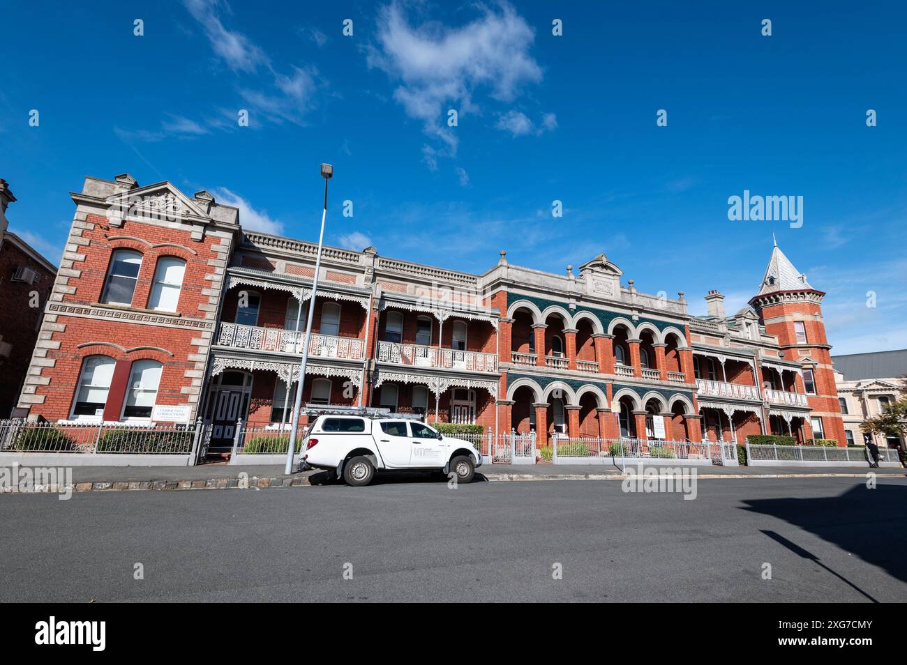 Victorian wrought iron railing hi-res stock photography and images - Alamy