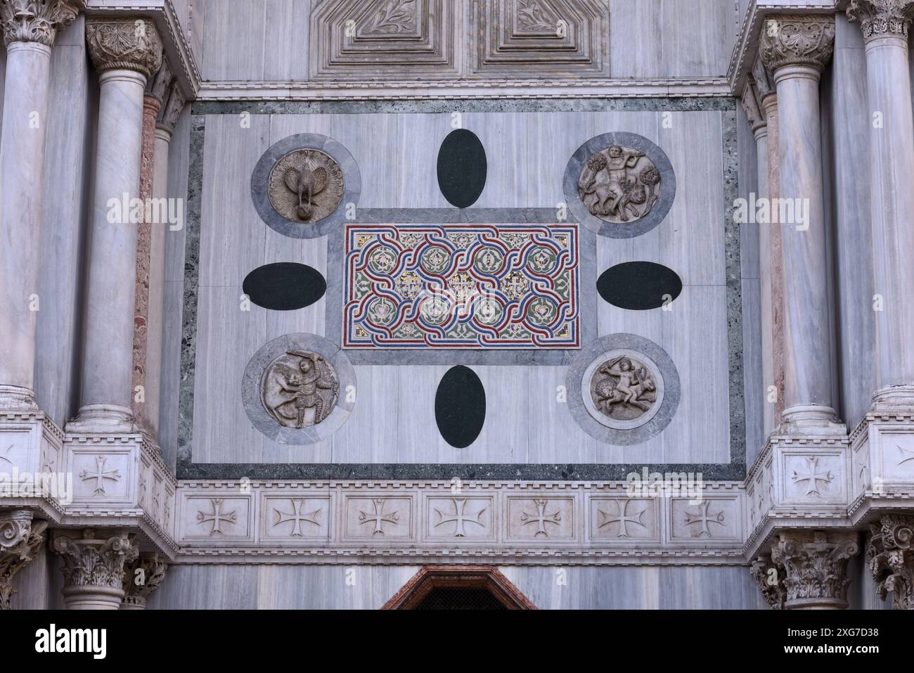Saint Mark's Basilica, mosaic, Byzantine spoila, pattern, marble ...