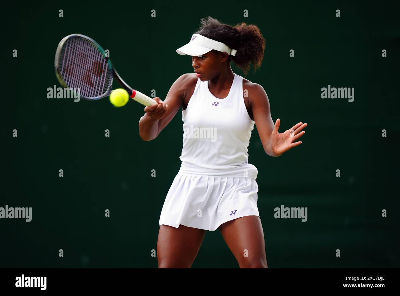 Christasha mcneil hi-res stock photography and images - Alamy