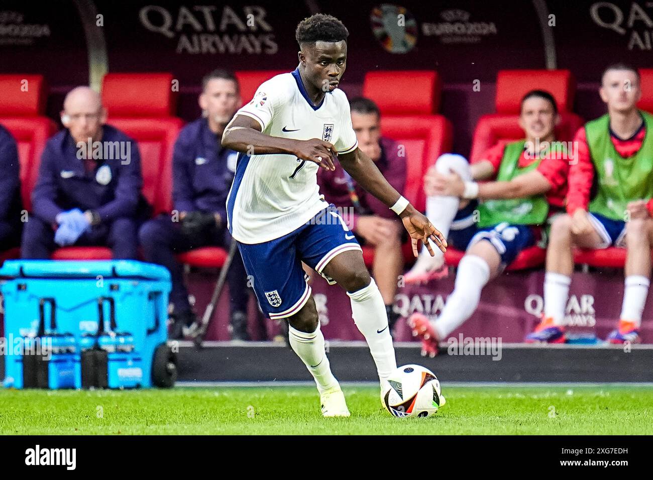 DUSSELDORF, GERMANY - JULY 6: Bukayo Saka of England dribbles with the ...