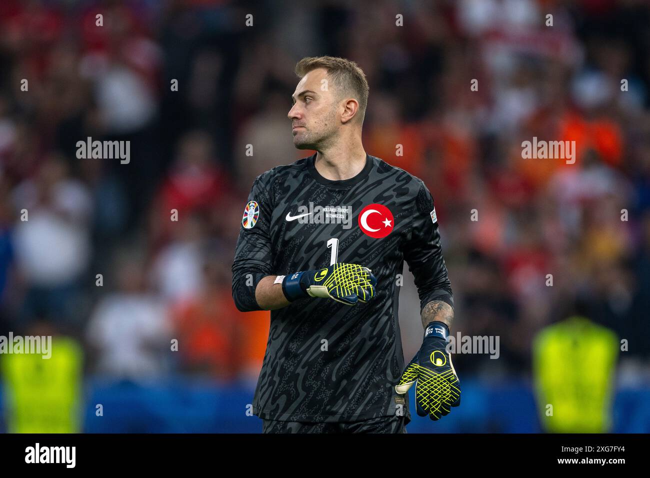 Mert günok hi-res stock photography and images - Alamy