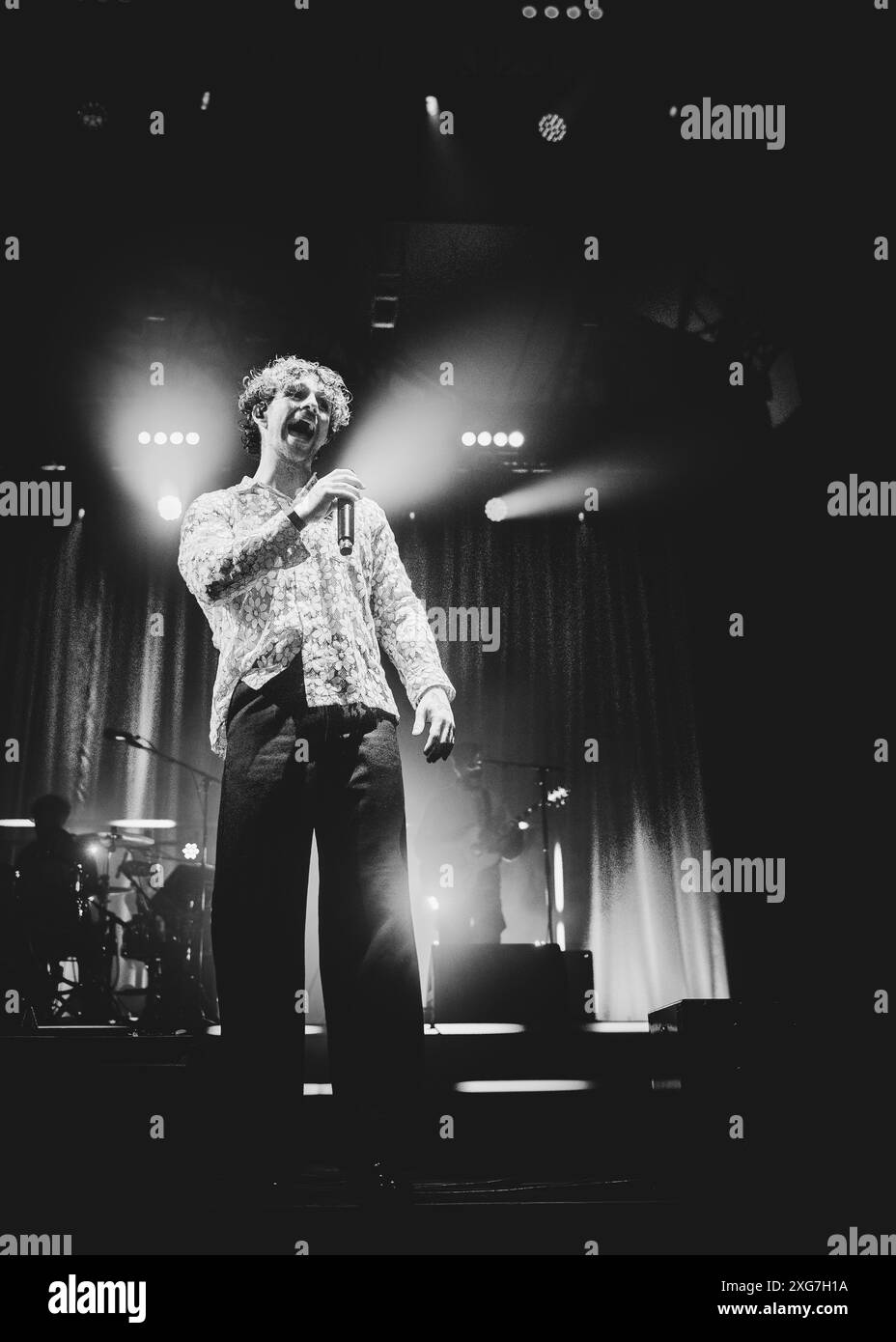 Tom grennan live Black and White Stock Photos & Images - Alamy
