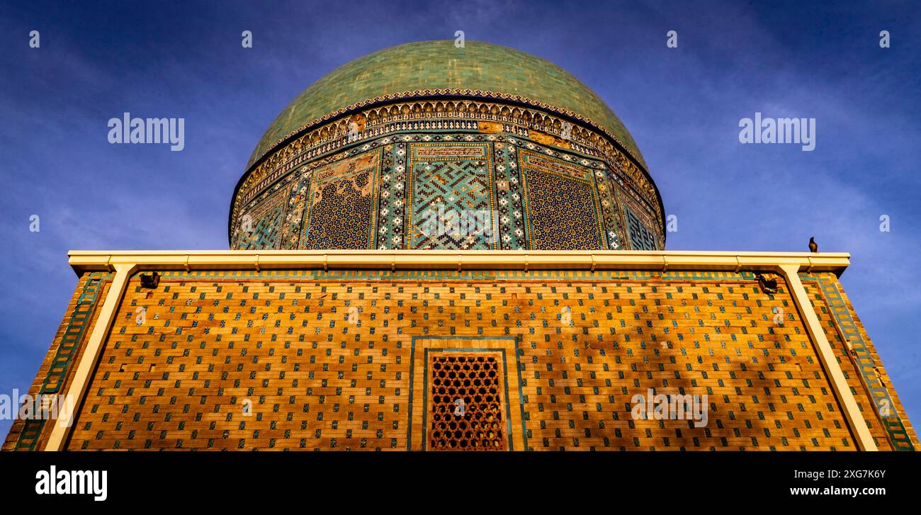The beautiful domes and madrassas of Samarkand Stock Photo - Alamy