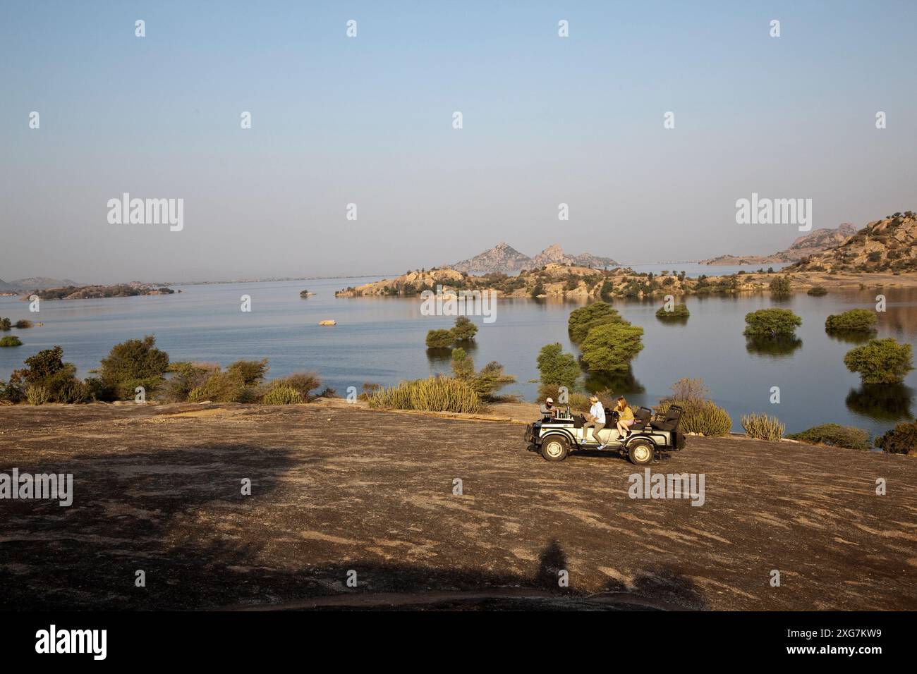 Jeep safari from Jawai Leopard Camp to Jawai Lake, near Bera, Rajasthan ...