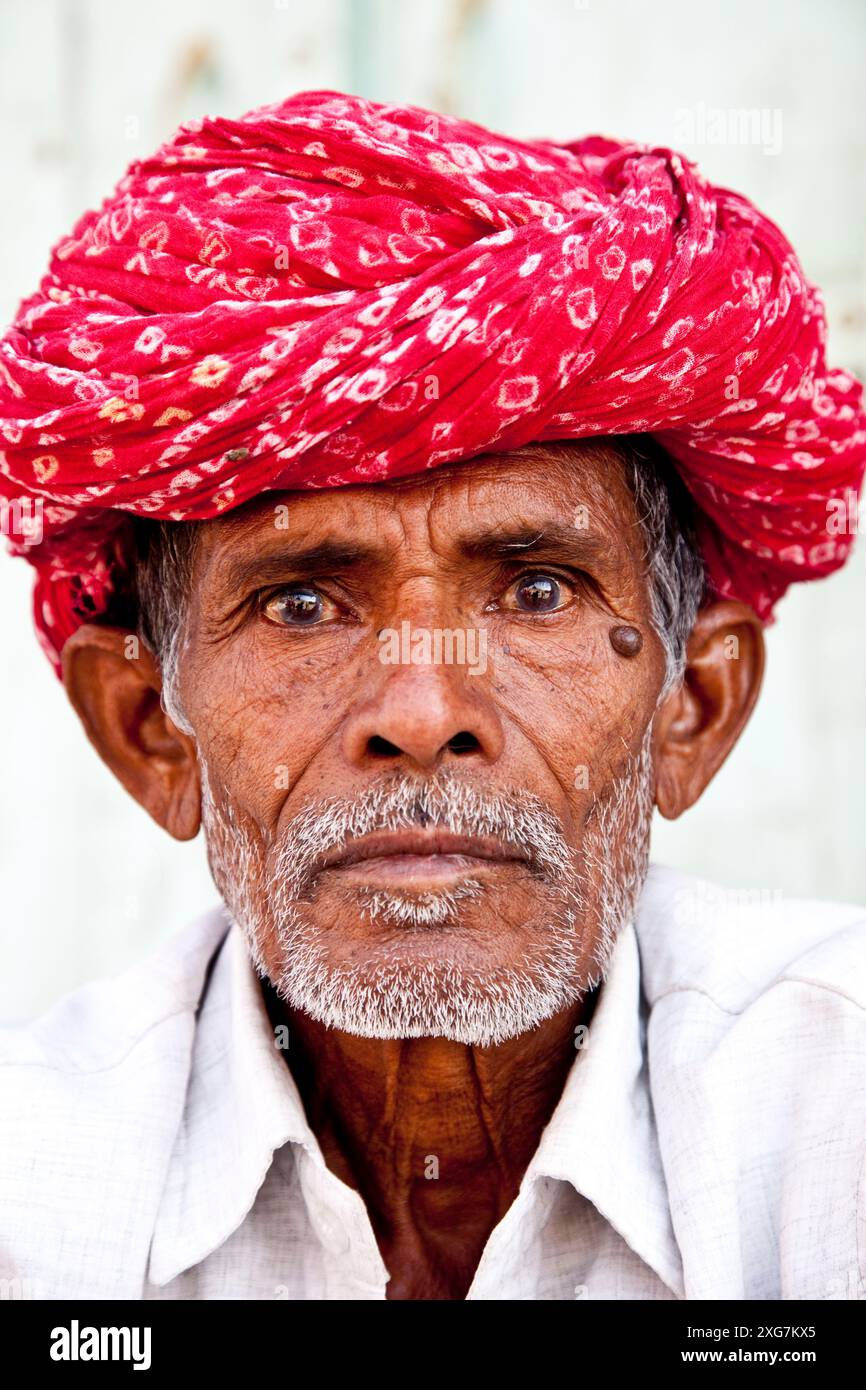 Rabari tribesman hi-res stock photography and images - Alamy