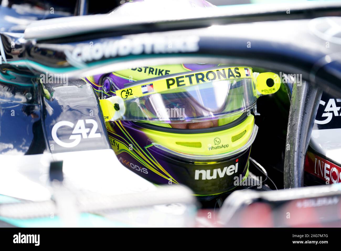 Mercedes f1 cockpit hi-res stock photography and images - Alamy