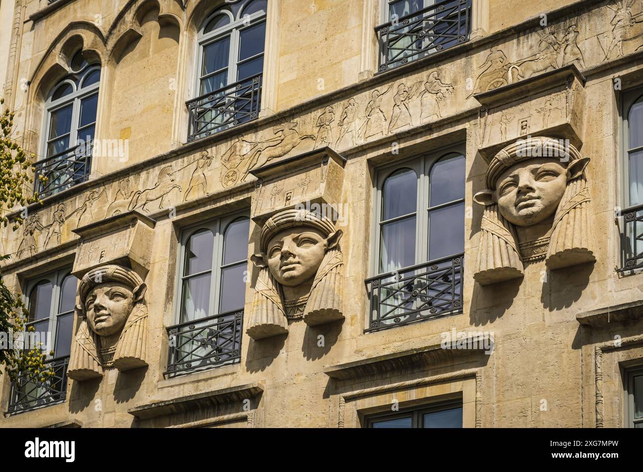 FRANCE. PARIS (75) 2ND ARRONDISSEMENT. PLACE DU CAIRE: EGYPTIAN HOUSE ...