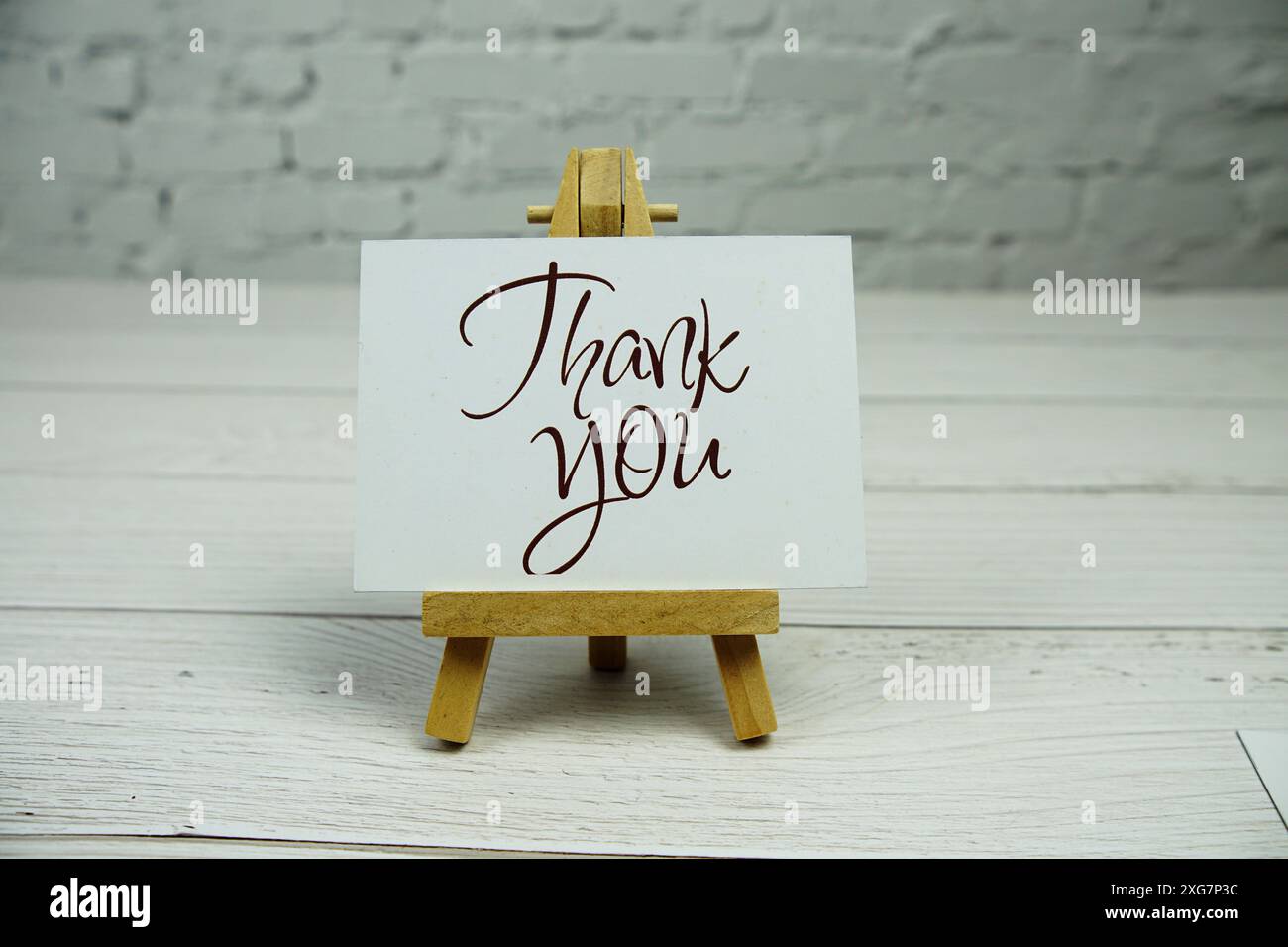 Minimal thank you card hi-res stock photography and images - Alamy