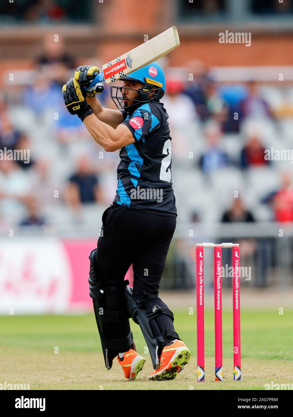 Cricket worcestershire kashif ali hi-res stock photography and images ...