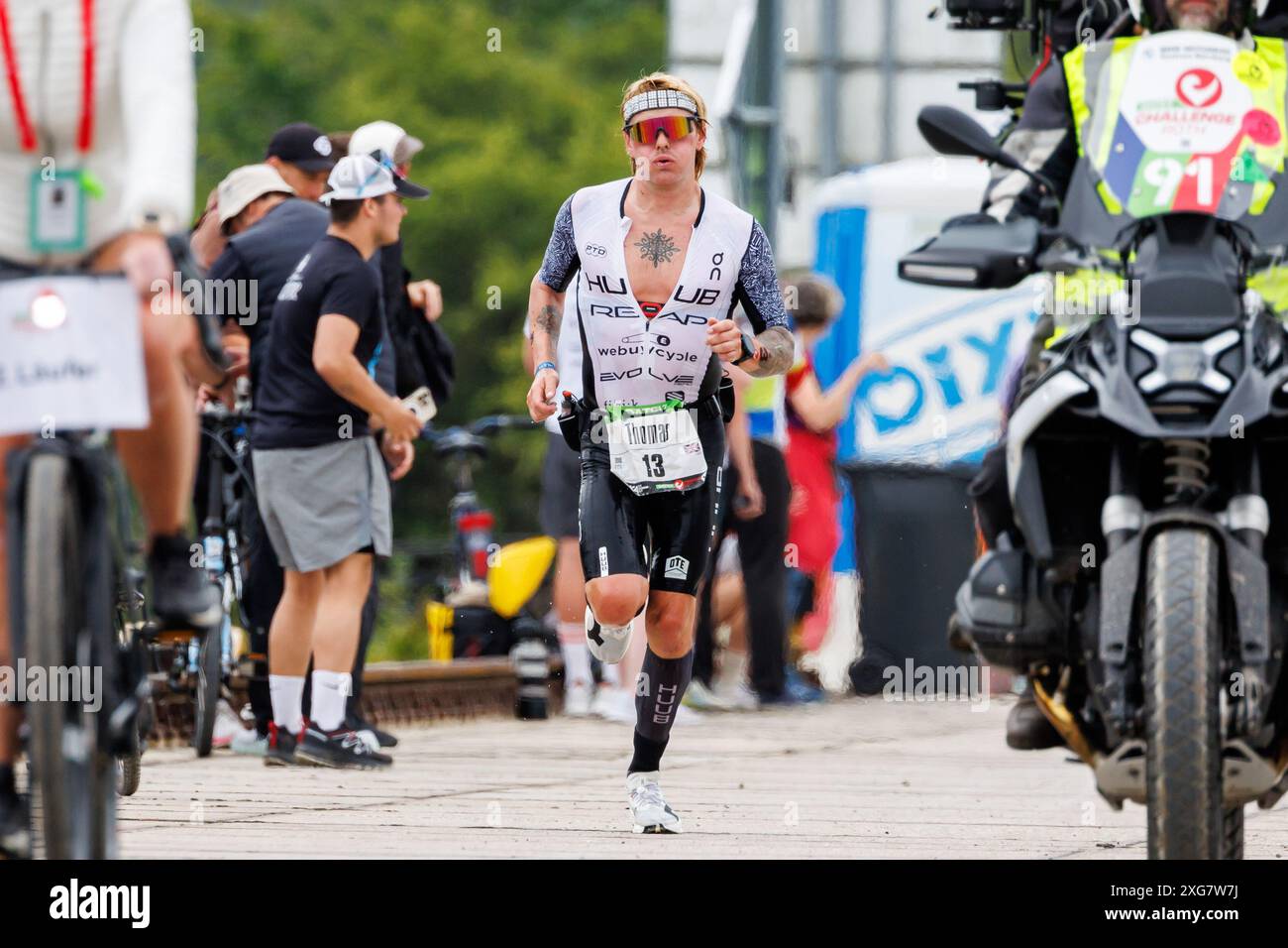 07 July 2024, Bavaria, Roth: Triathlon: Challenge Roth. Thomas Bishop ...