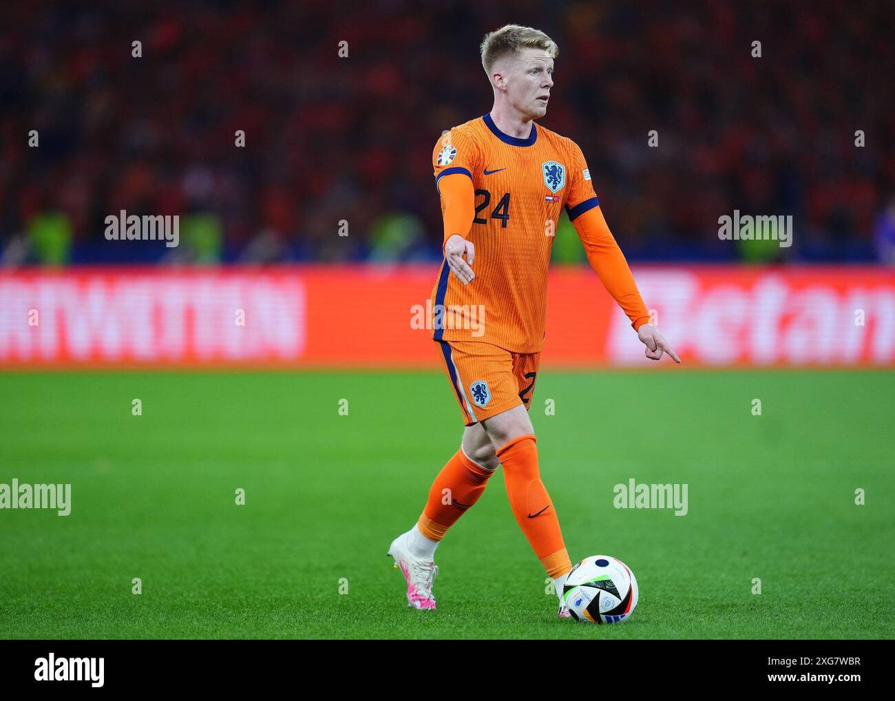 Jerdy Schouten of Netherlands during the UEFA Euro 2024 match between ...
