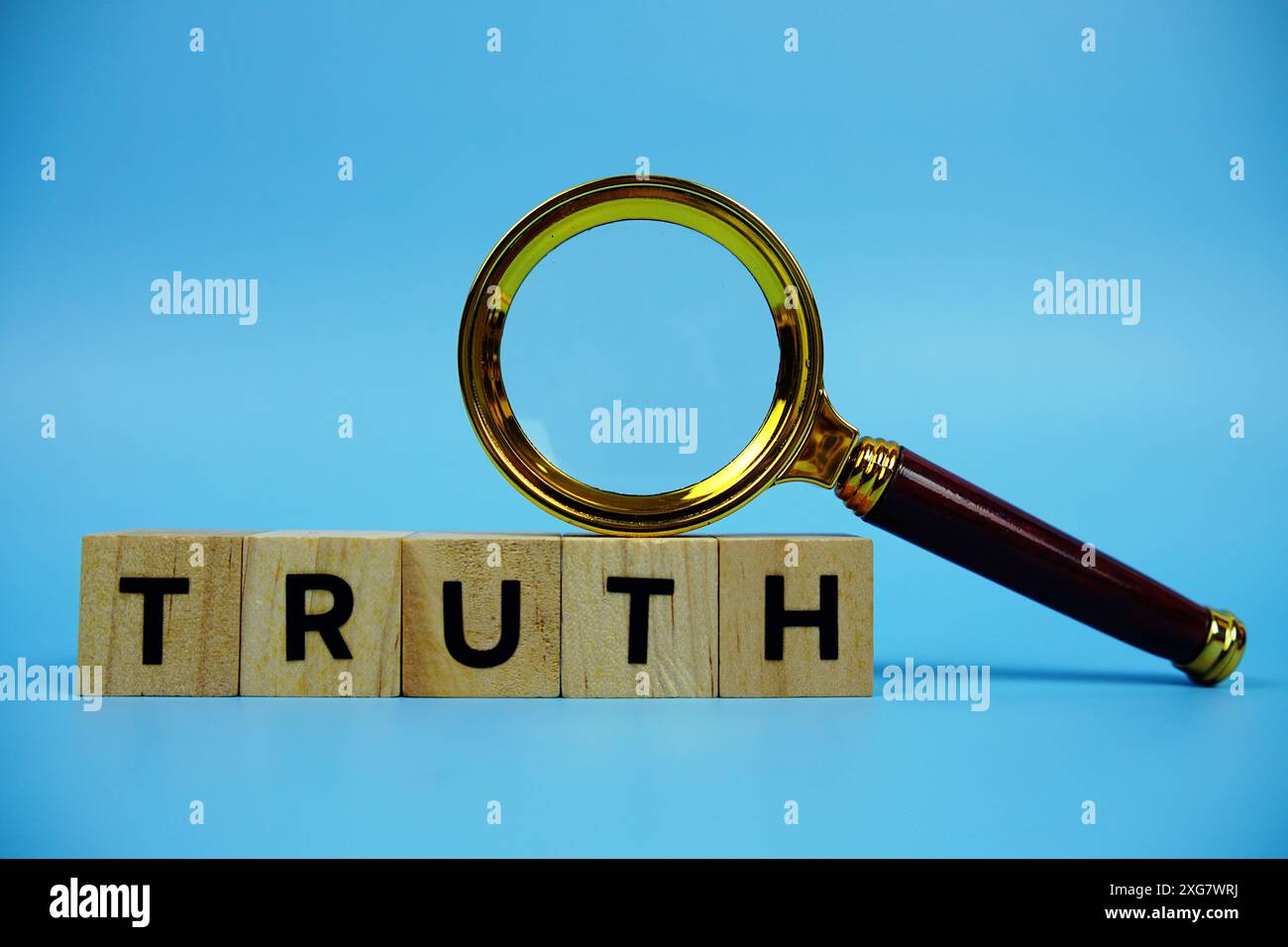 Truth word with magnifying glass hi-res stock photography and images ...