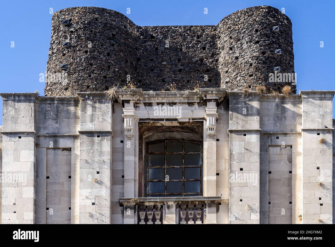 The top of the church of San Nicolò l'Arena, with its towers and ...