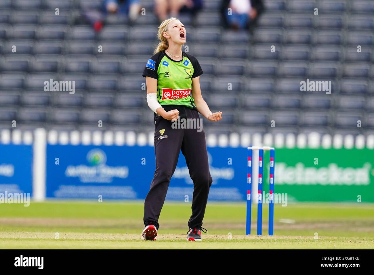 Emma marlow hi-res stock photography and images - Alamy