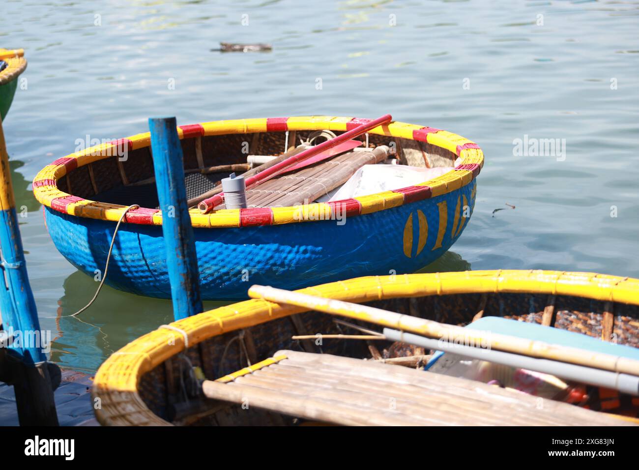 Tourists are joining the Coconut Forest Basket Boat Ride in Hoi An ...