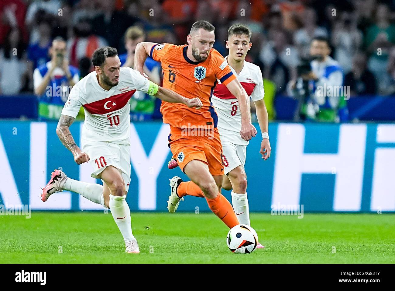 Berlin, Germany, July 6th 2024: Hakan Calhanoglu (10 Turkiye, left) and ...