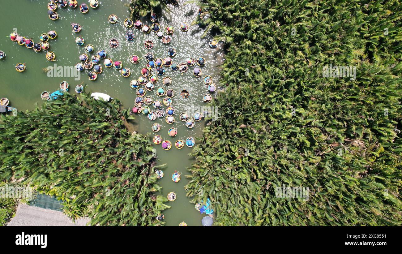Tourists are joining the Coconut Forest Basket Boat Ride in Hoi An ...