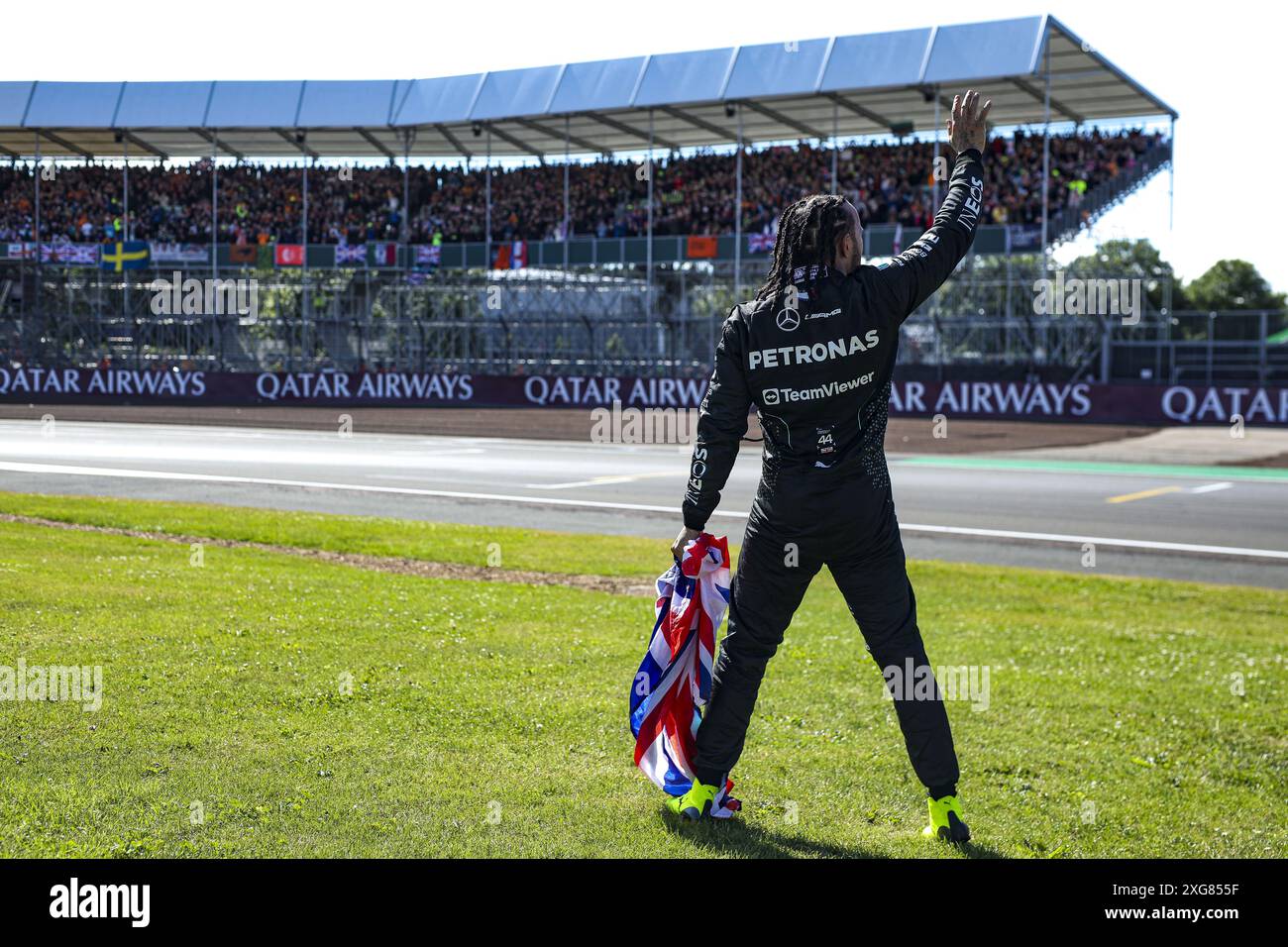HAMILTON Lewis (gbr), Mercedes AMG F1 Team W15, portrait celebrate his ...