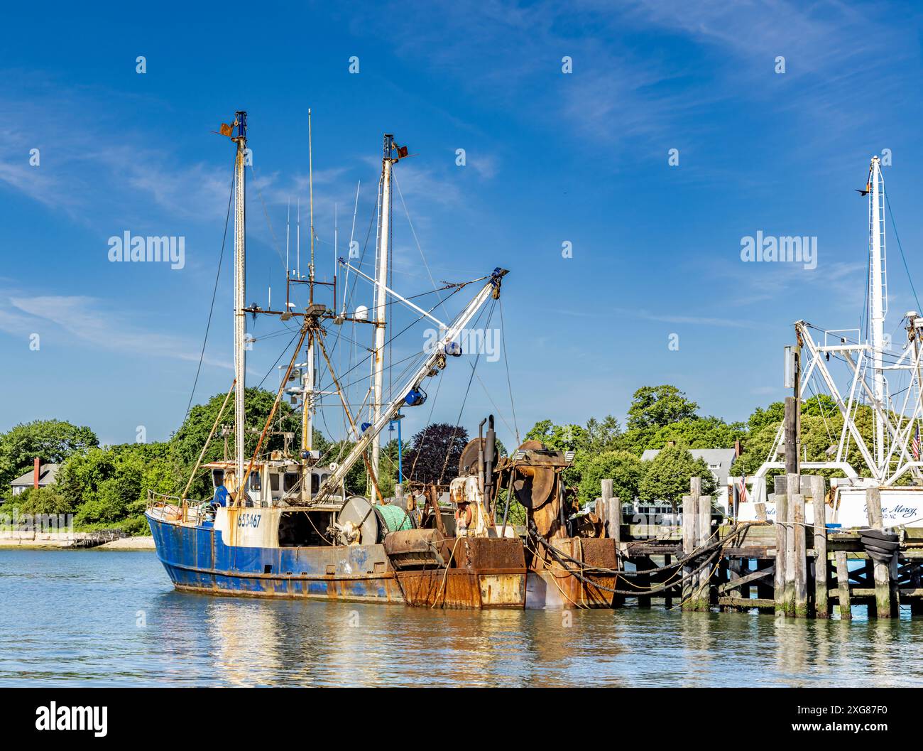 Worn dock hi-res stock photography and images - Alamy
