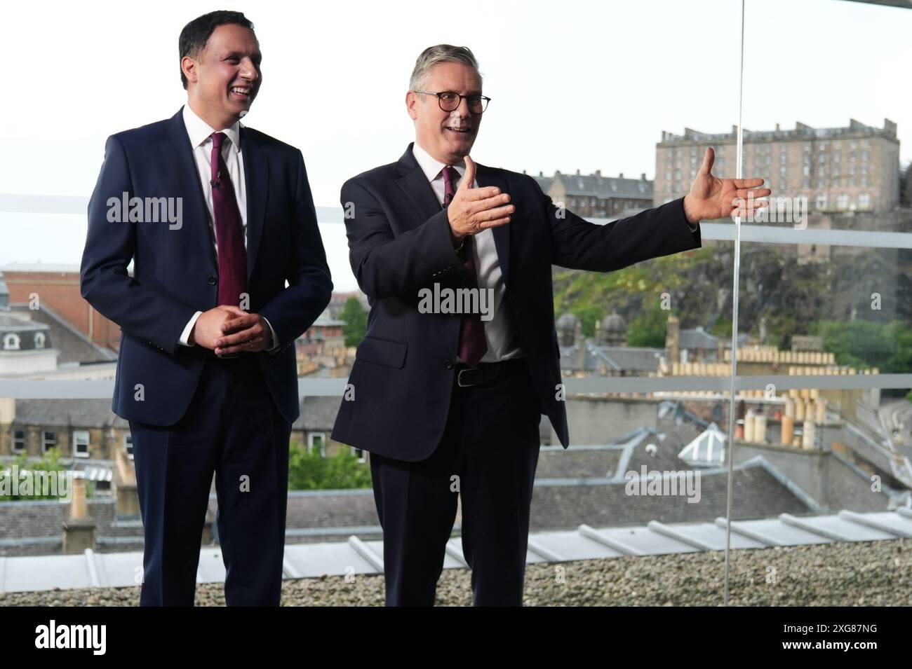 Prime Minister Sir Keir Starmer and Scottish Labour Leader Anas Sarwar ...