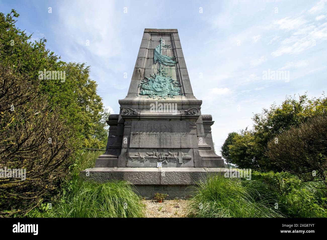 The Memorial to the Belgiums who fought on both sides at the Battle of ...