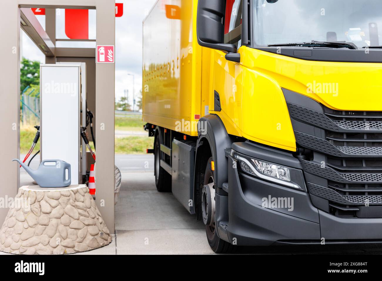 Fueling tractor hi-res stock photography and images - Alamy