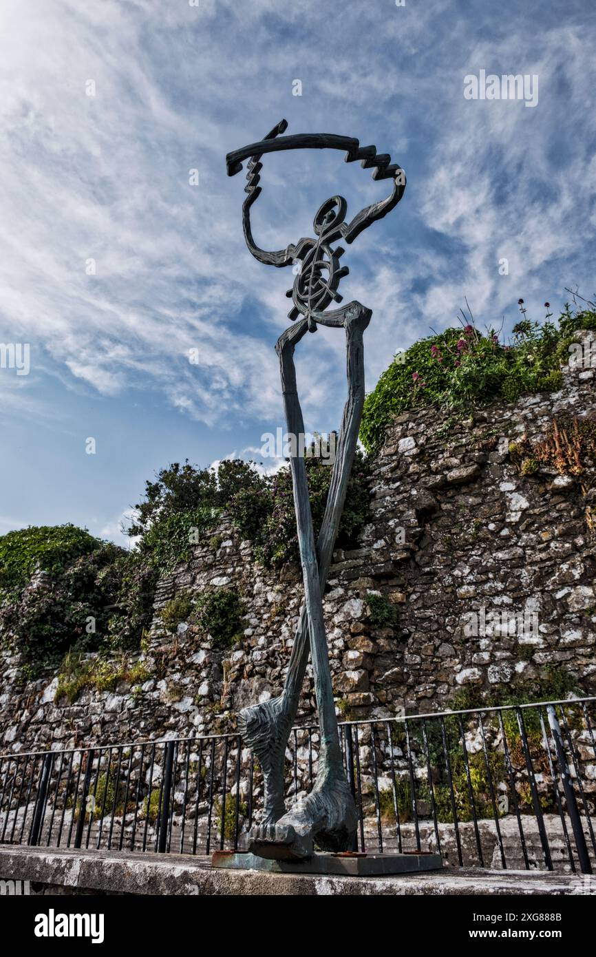 Tenby street north hi-res stock photography and images - Alamy