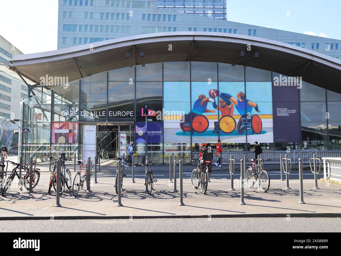 Gare de Lille Europe, the railway station for international Eurostar ...