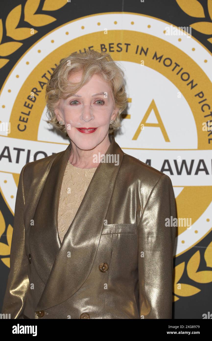 Patricia Hodge attends National Film Awards at Porchester Hall in ...